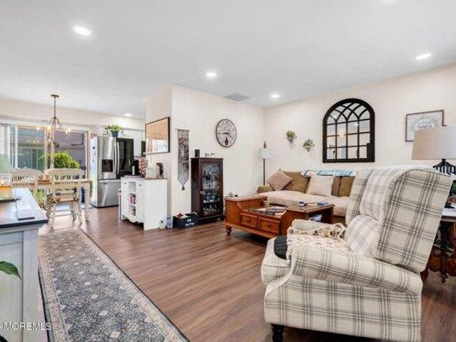 condo with 2 bedroom, Matawan NJ ES103620661