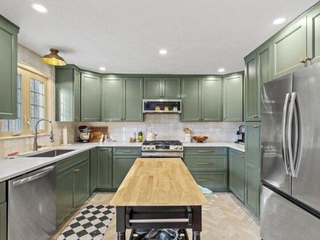 condo with 2 bedroom, Maynard MA DLS102761237