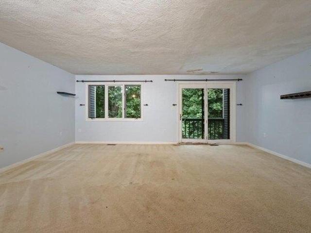 condo with 2 bedroom, Maynard MA ES105081897