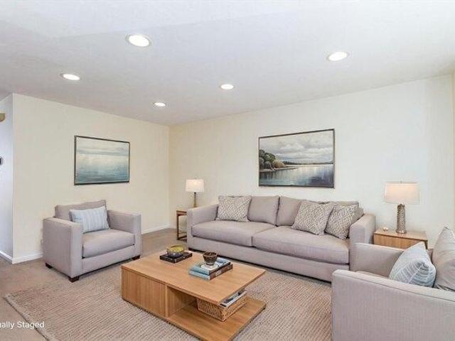 condo with 2 bedroom, Medway MA ES103159853