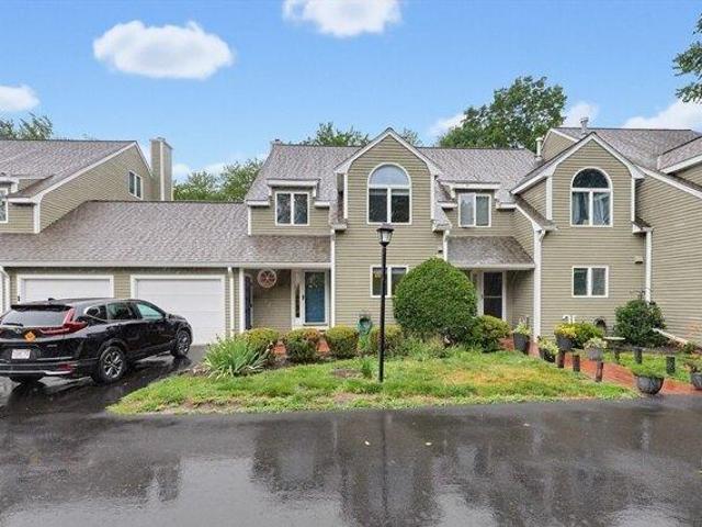 condo with 2 bedroom, Medfield MA DS104299006
