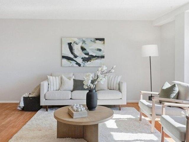 condo with 2 bedroom, Medford MA DS102593352