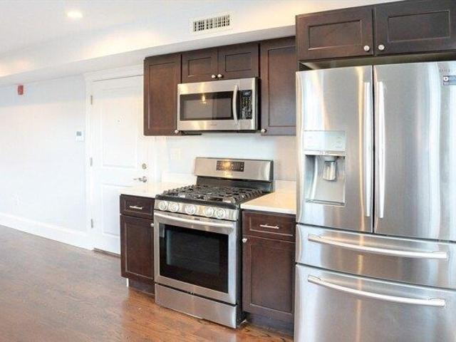 condo with 2 bedroom, Medford MA DS103036706