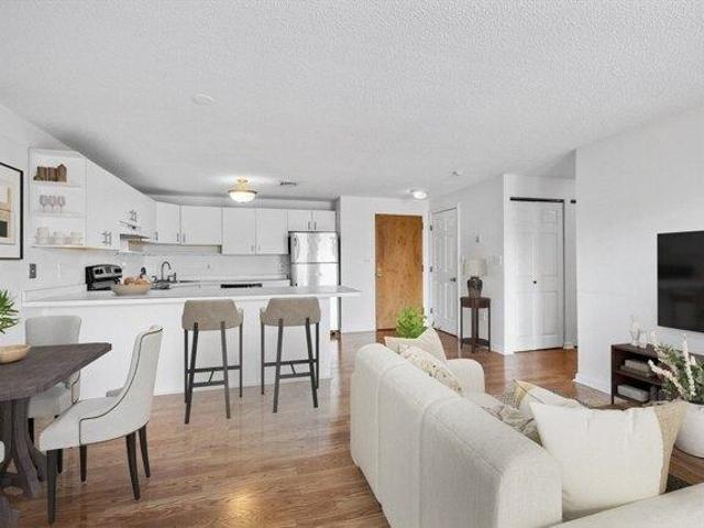 condo with 2 bedroom, Medford MA DS103036834