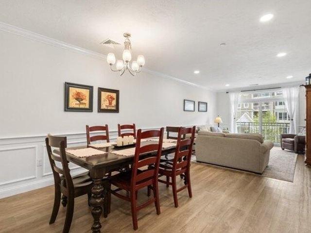 condo with 2 bedroom, Medford MA DS103432174