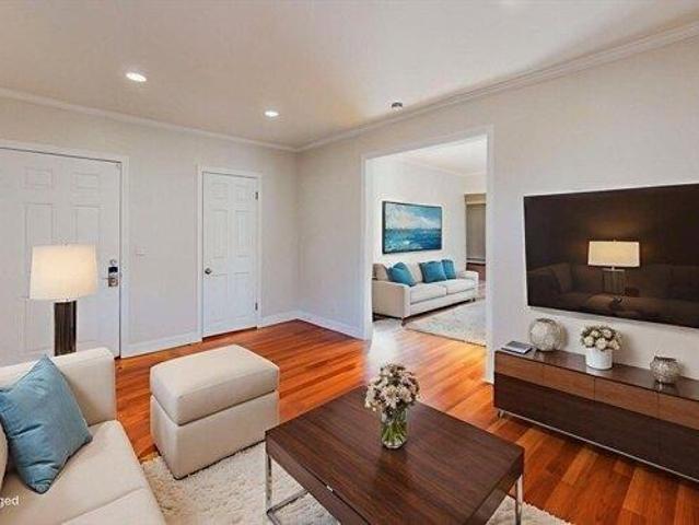 condo with 2 bedroom, Medford MA ES104262495