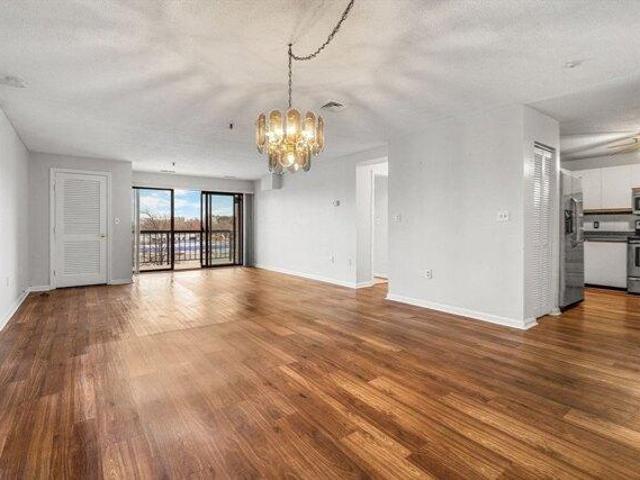 condo with 2 bedroom, Medford MA ES104898106