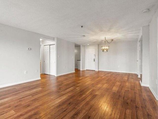 condo with 2 bedroom, Medford MA ES105059936