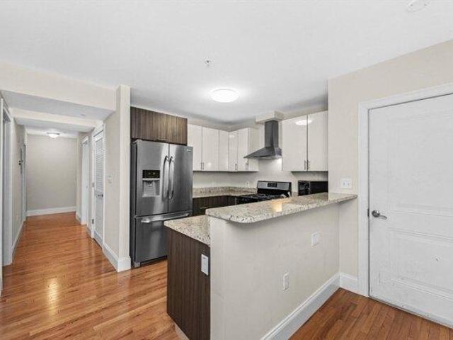 condo with 2 bedroom, Medford MA ES105060809