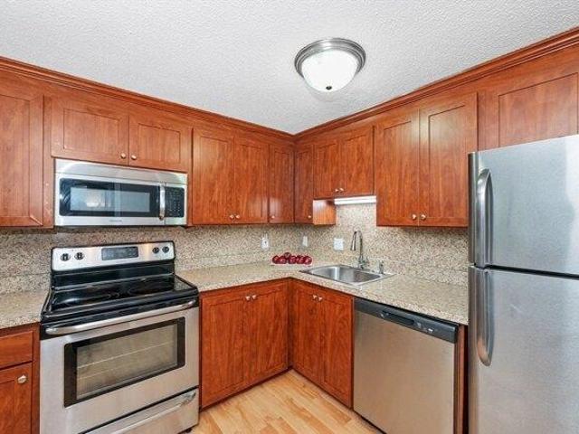 condo with 2 bedroom, Medford MA ES105083025