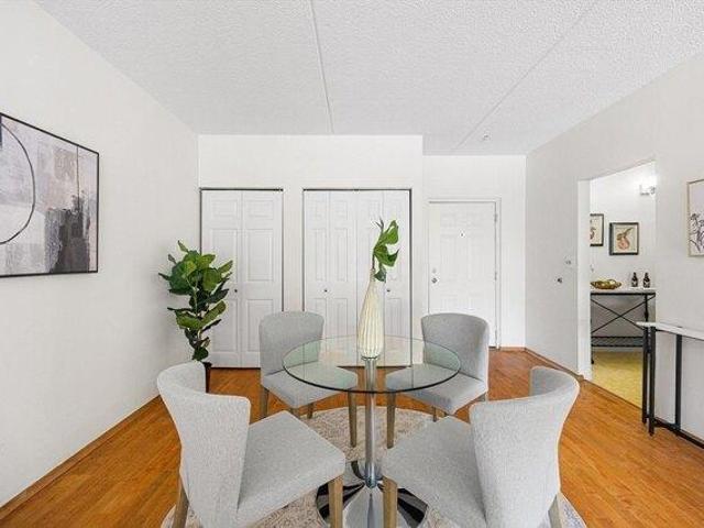condo with 2 bedroom, Medford MA ES105203452
