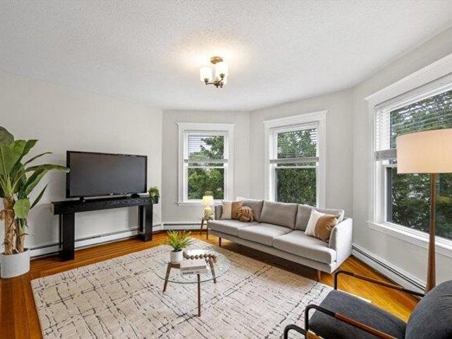 condo with 2 bedroom, Medford MA ES105229831