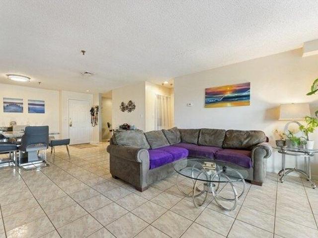 condo with 2 bedroom, Medford MA ES105233143