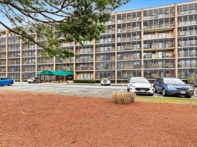 condo with 2 bedroom, Medford MA ES102961005