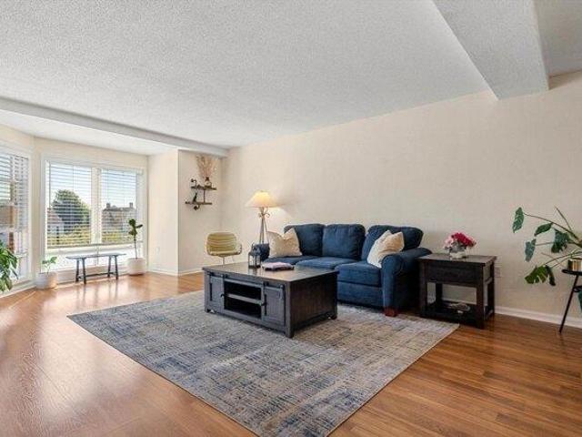 condo with 2 bedroom, Medford MA ES102961817