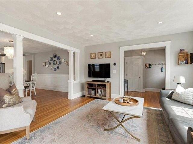condo with 2 bedroom, Medford MA ES103440913