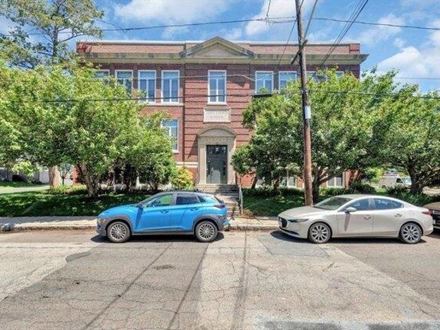 condo with 2 bedroom, Medford MA ES103443865