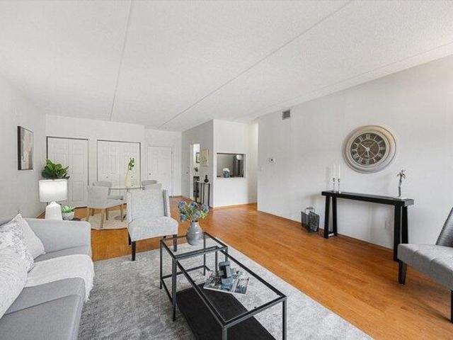 condo with 2 bedroom, Medford MA ES103852417