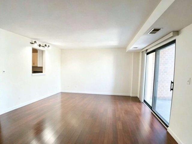 condo with 2 bedroom, Melrose MA DS103932965