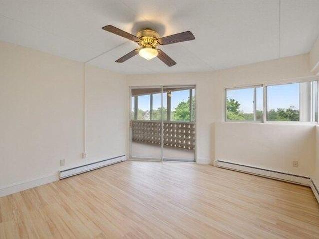condo with 2 bedroom, Melrose MA ES104078836