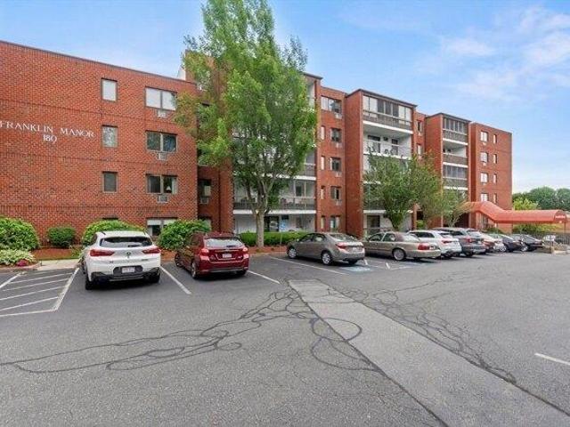 condo with 2 bedroom, Melrose MA ES104115985