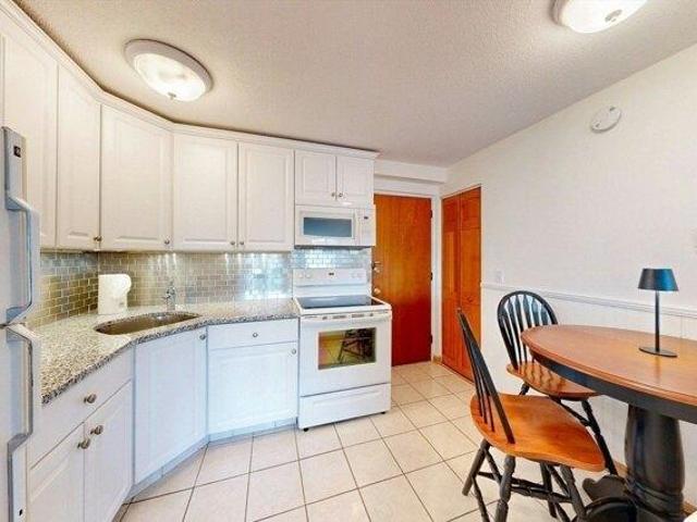 condo with 2 bedroom, Melrose MA ES103851589