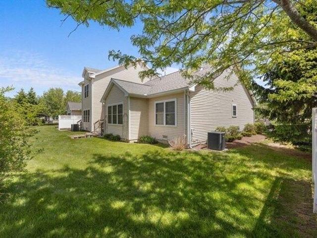 condo with 2 bedroom, Merrimac MA DS103499802