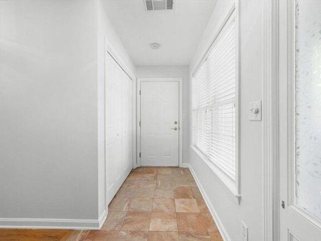 condo with 2 bedroom, Merrimac MA ES104264957