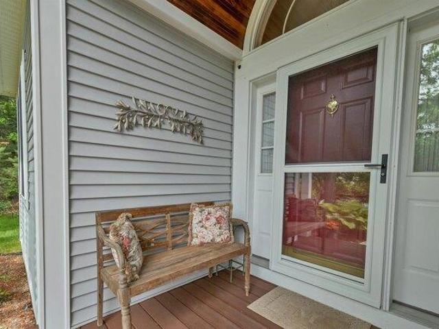 condo with 2 bedroom, Merrimack NH ES103020194