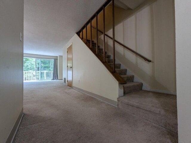 condo with 2 bedroom, Merrimack NH ES105175793