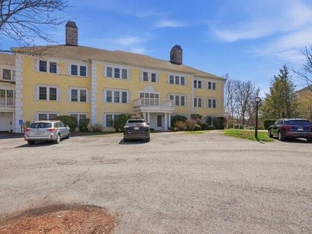 condo with 2 bedroom, Methuen MA DLS102089359