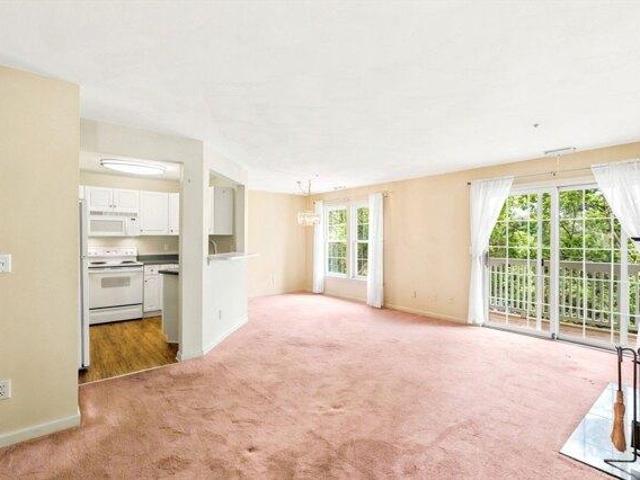 condo with 2 bedroom, Methuen MA DS104116479