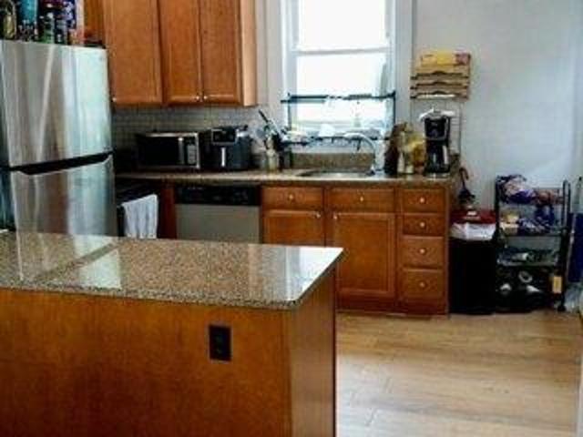 condo with 2 bedroom, Methuen MA ES104832435