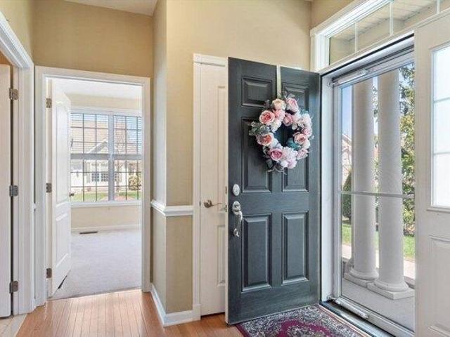 condo with 2 bedroom, Methuen MA ES103125205