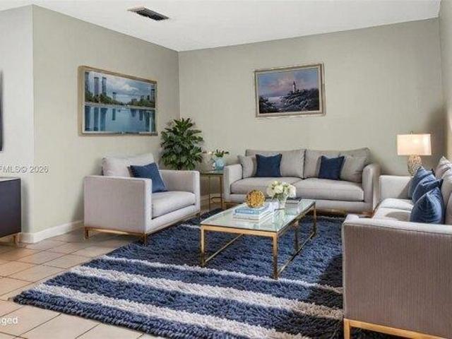 condo with 2 bedroom, Miami FL ES104899819