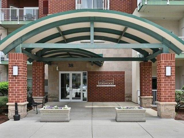 condo with 2 bedroom, Middleton MA DLS102633491