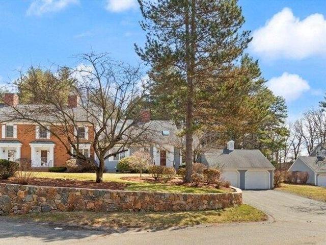 condo with 2 bedroom, Middleton MA DS102479577