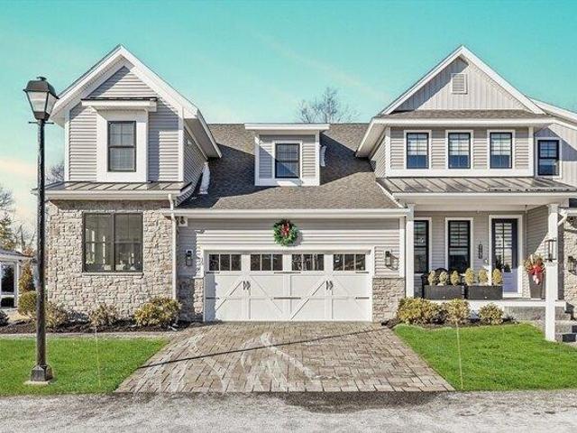 condo with 2 bedroom, Middleton MA DS102561817