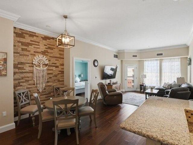 condo with 2 bedroom, Middleton MA DS102583885