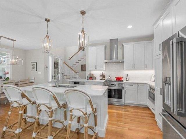 condo with 2 bedroom, Middleton MA ES102962420