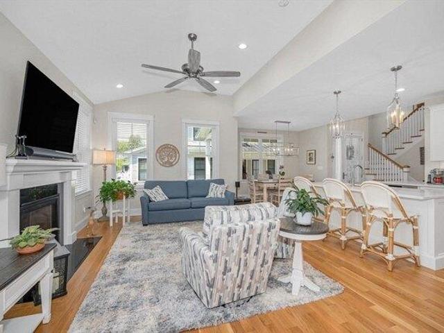 condo with 2 bedroom, Middleton MA ES103436926