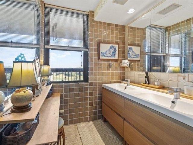 condo with 2 bedroom, Middleton MA ES104809582