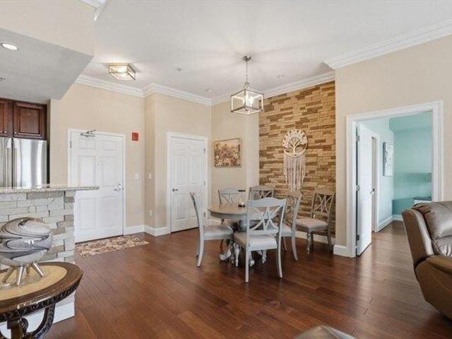 condo with 2 bedroom, Middleton MA ES105230503