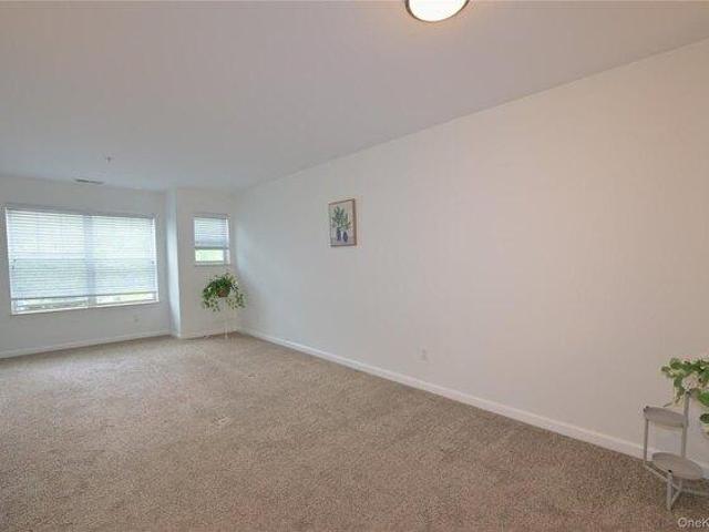 condo with 2 bedroom, Middletown NY ES104905217