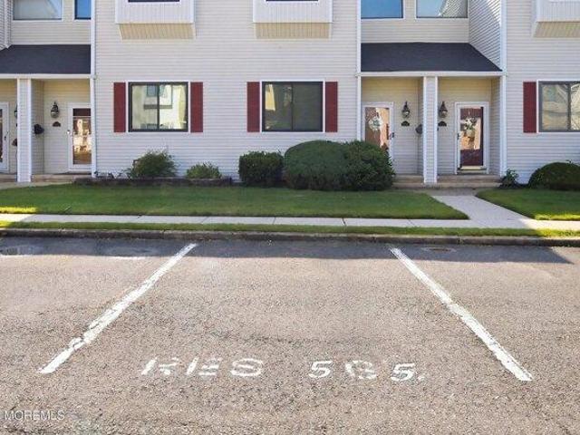 condo with 2 bedroom, Middletown NJ ES105160318