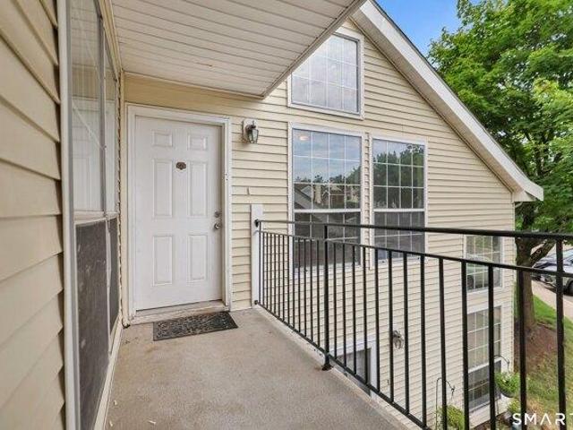 condo with 2 bedroom, Middletown CT ES104541268