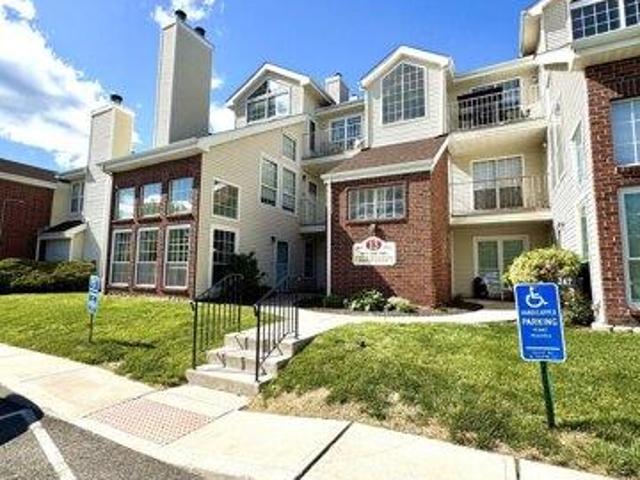 condo with 2 bedroom, Middletown CT ES103163059