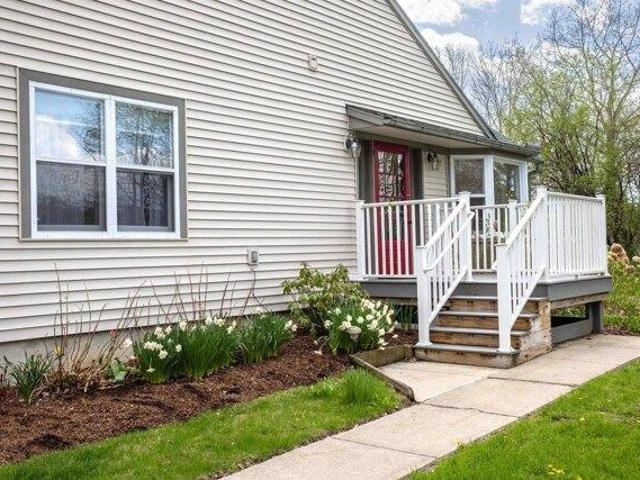 condo with 2 bedroom, Middlebury VT DS103431650