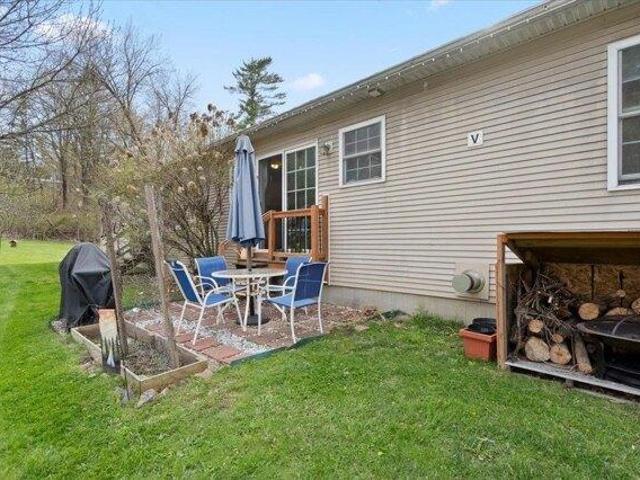 condo with 2 bedroom, Milton VT ES105174062