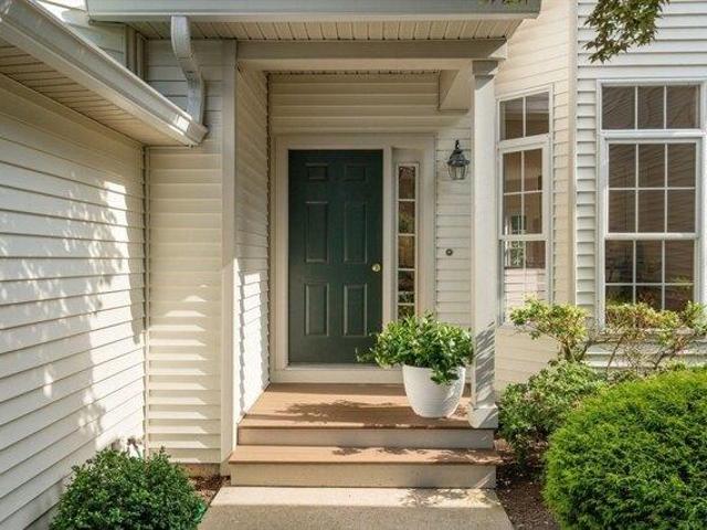 condo with 2 bedroom, Milford MA DS104152997